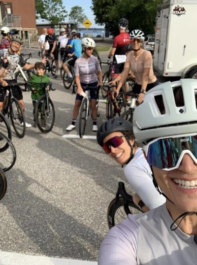 5 magnifiques photos de Julie Marcoux de TVA Nouvelles avec son mari et ...