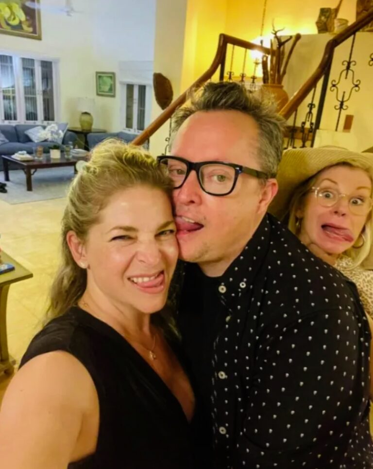 Mike Ward en couple : sa blonde va vous surprendre (et vous la connaissez sûrement)